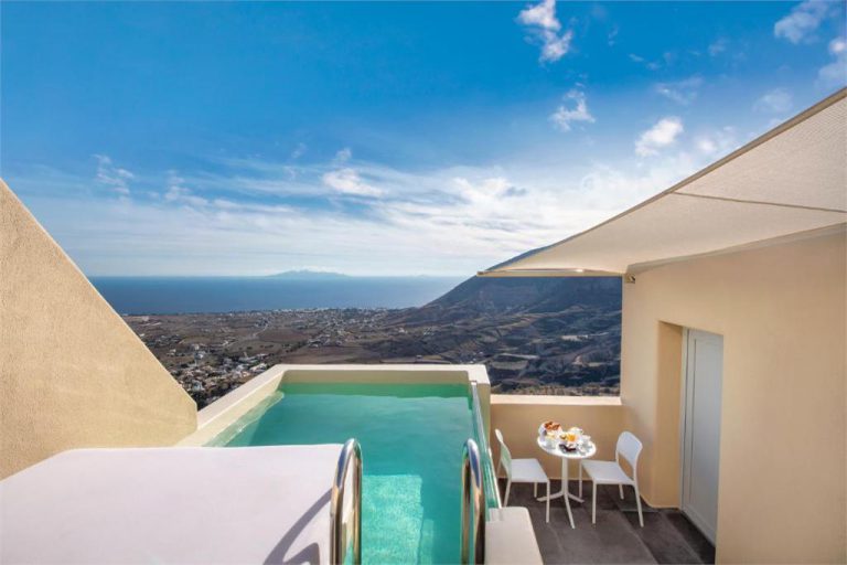 Skyfall Suites Pyrgos Santorini | Luxury hotels Santorini | Private Pools